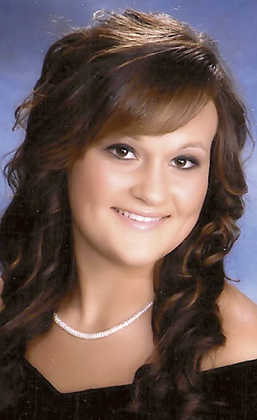 Holly Badger's Instagram, Twitter & Facebook on IDCrawl